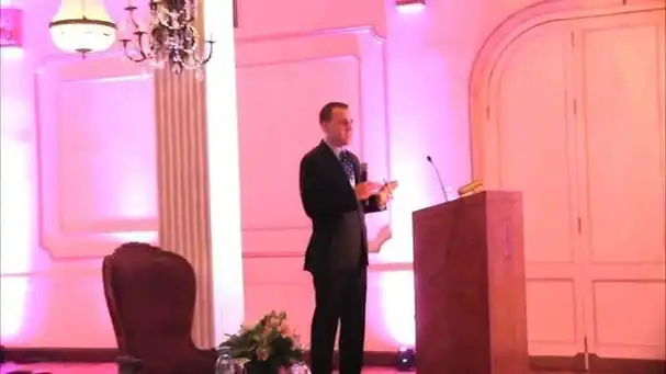 Dr. Travis Schaal explains the keys to surviving Avian Influenza | Engormix